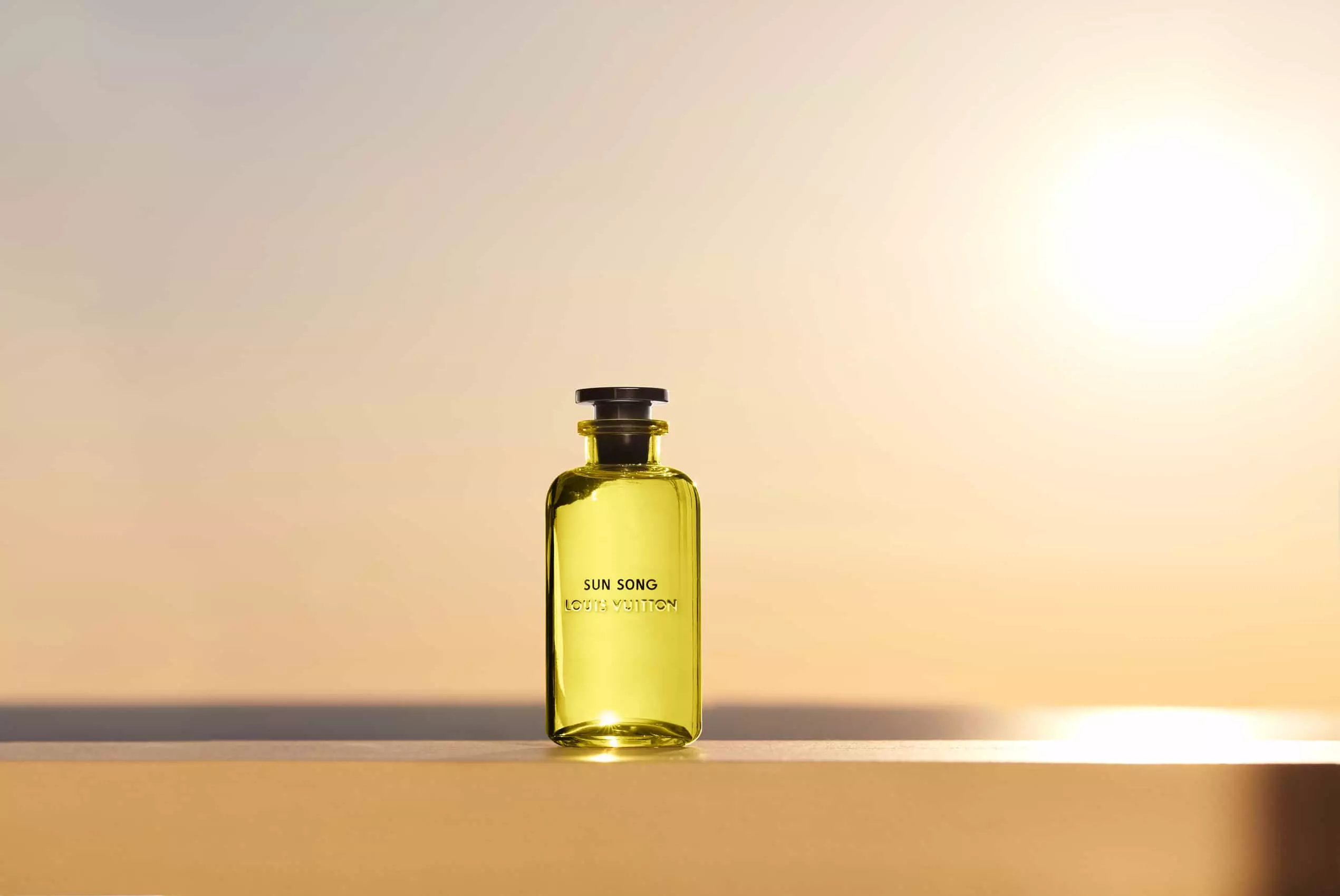 Toimetaja valik: Louis Vuittoni Sun Song Unisex Kölni parfüüm 10102_2