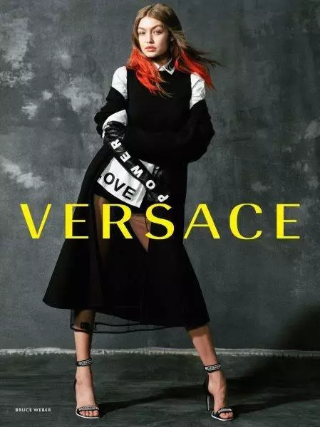 Кампания Джиджи Хадид и Тейлор Хилл в рекламной кампании Versace осень / зима 2017 101153_5