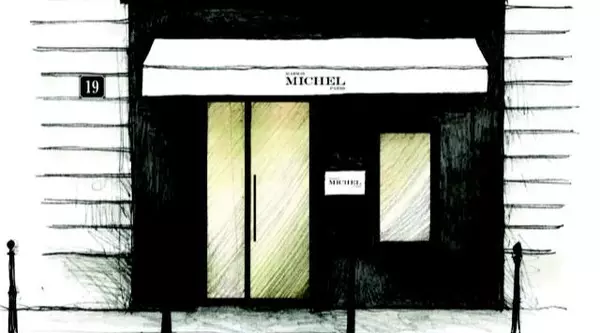 Milliner Maison Michel aperas en Parizo, apud Chanel