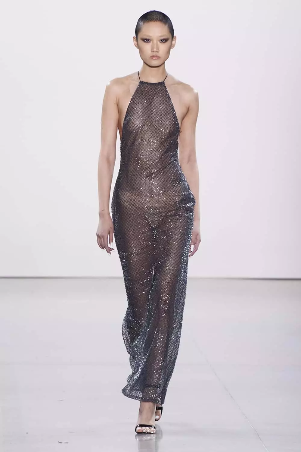 Brandon Maxwell Wows Natur Historia Museoan, Tom Ford Under Fire 10203_20