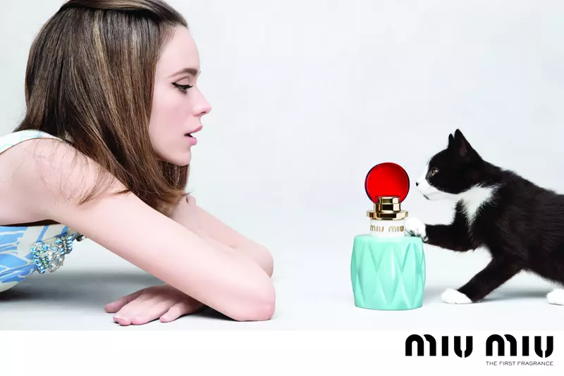 Stacy Martin sobre ser o rosto da primeira campanha de fragrância de Miu Miu 102243_1