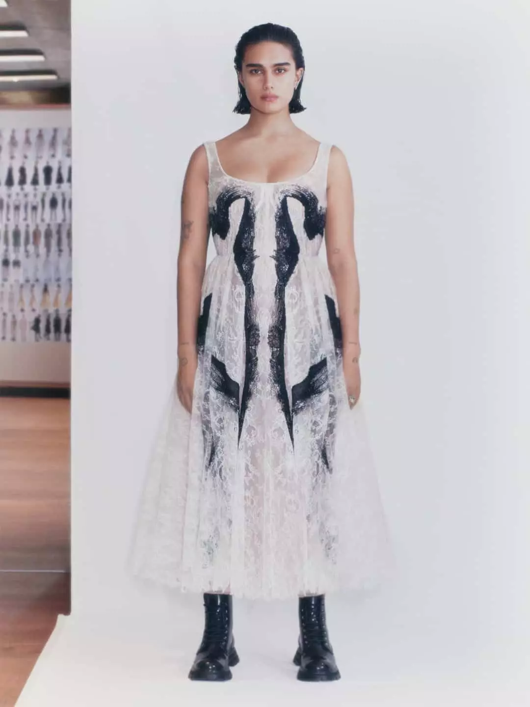 Sarah Burton crea un conto de fadas urbano para Alexander McQueen SS '21 10395_7