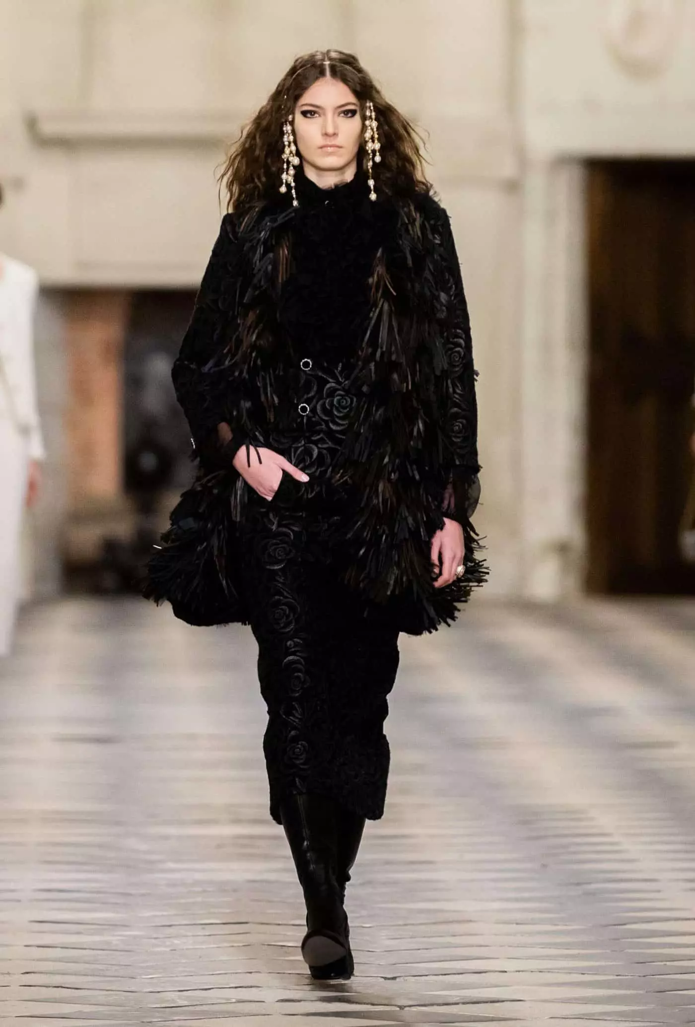 Gade chak gade nan Chanel Métiers d'art Show la isit la 10457_42