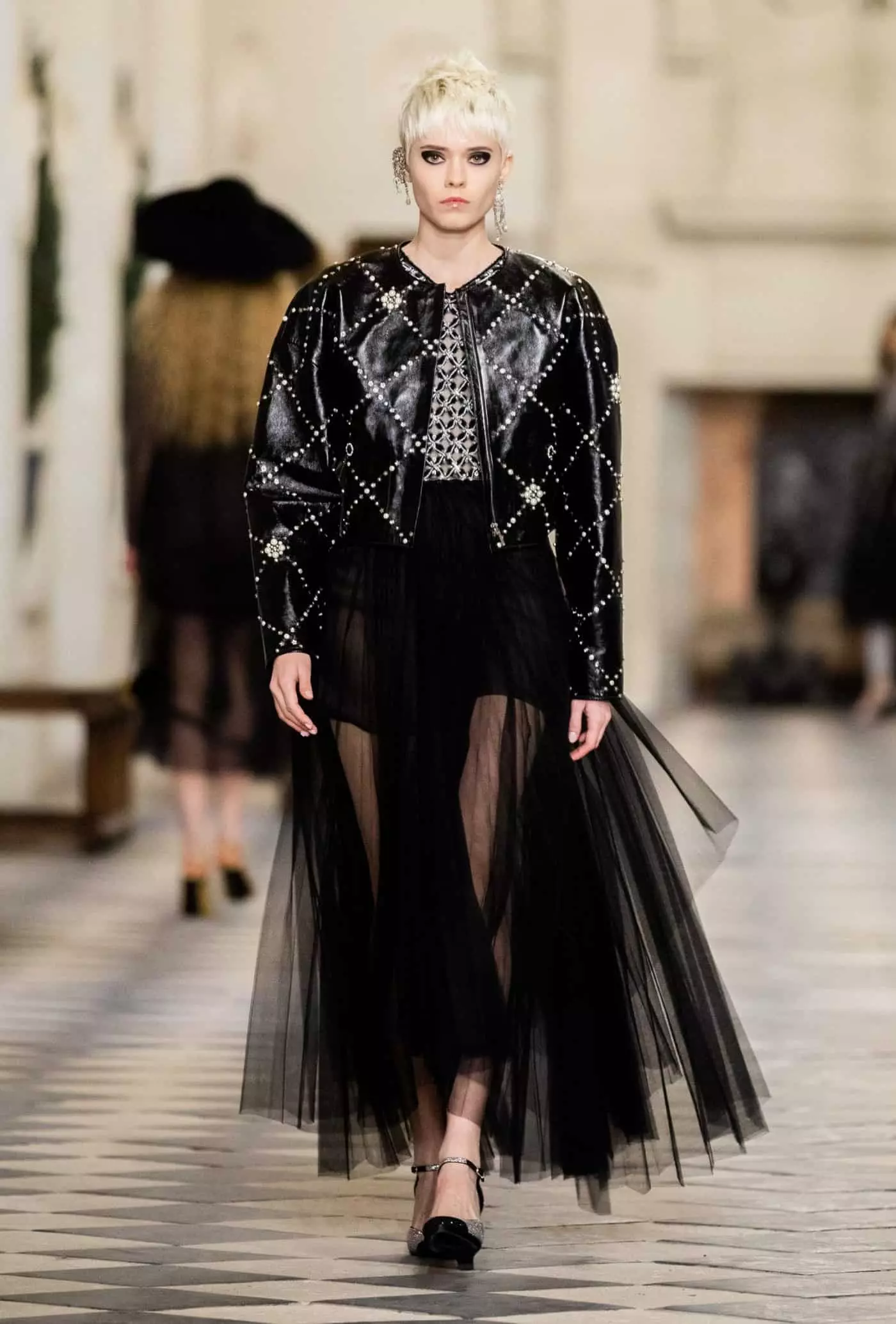 Gade chak gade nan Chanel Métiers d'art Show la isit la 10457_64