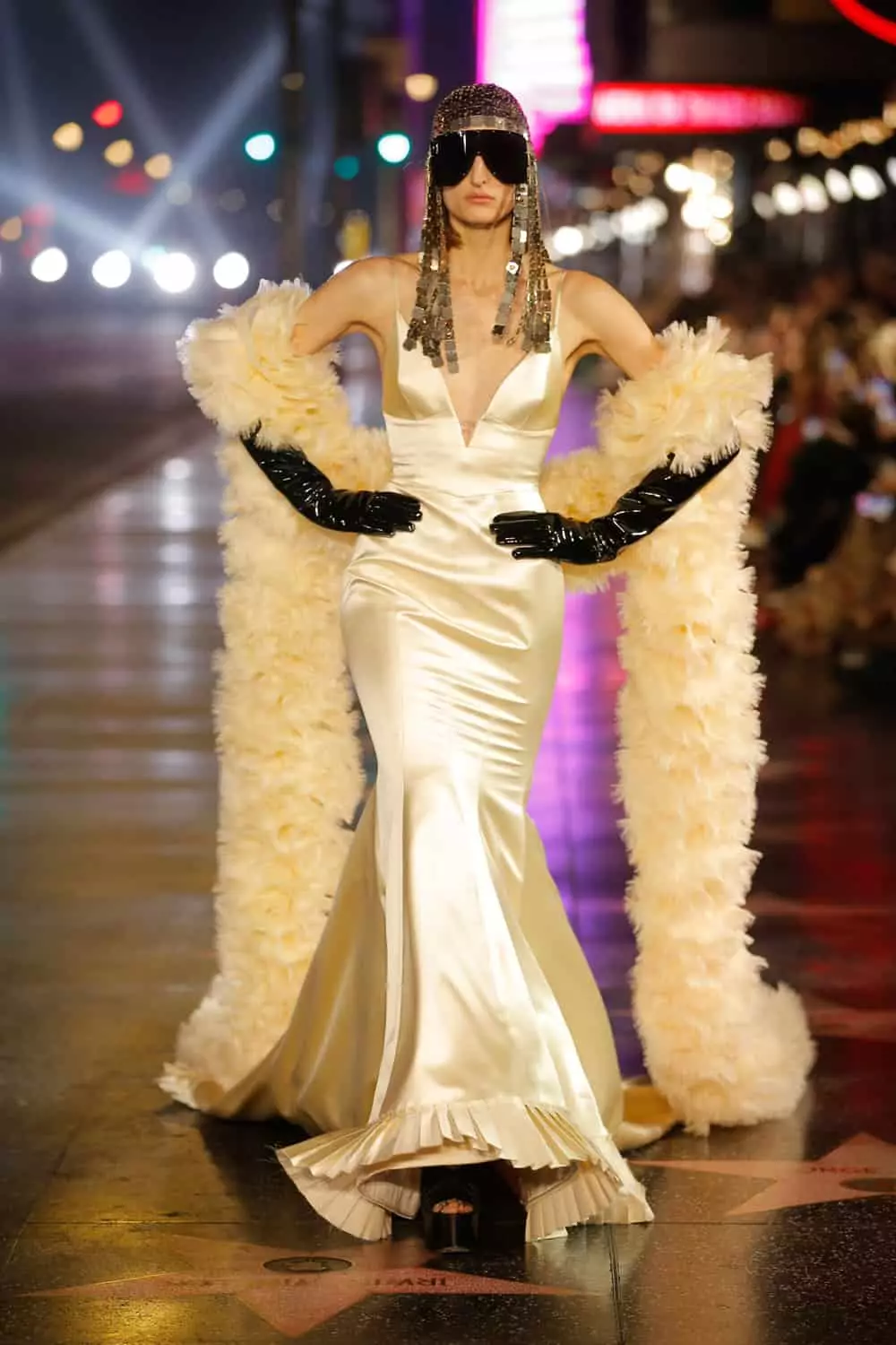 Darba F'Hollywood! Gucci Jieħu f'idejh L.A. Għall-Festi tal-Moda bi Stilel 106246_37