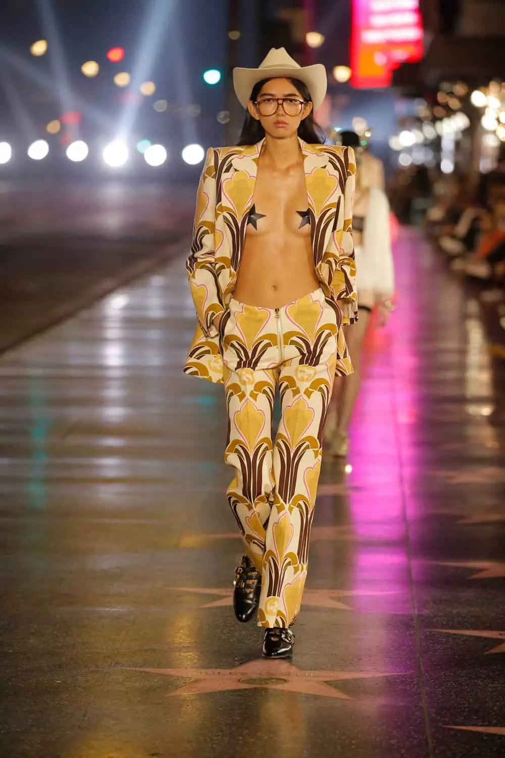 Sakali Dina Hollywood! Gucci Ngambil alih L.A. Pikeun Star-studded Fashion Fest 106246_76
