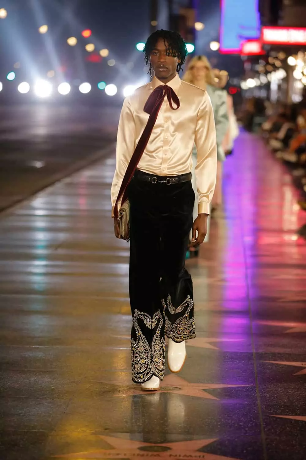 Sakali Dina Hollywood! Gucci Ngambil alih L.A. Pikeun Star-studded Fashion Fest 106246_78