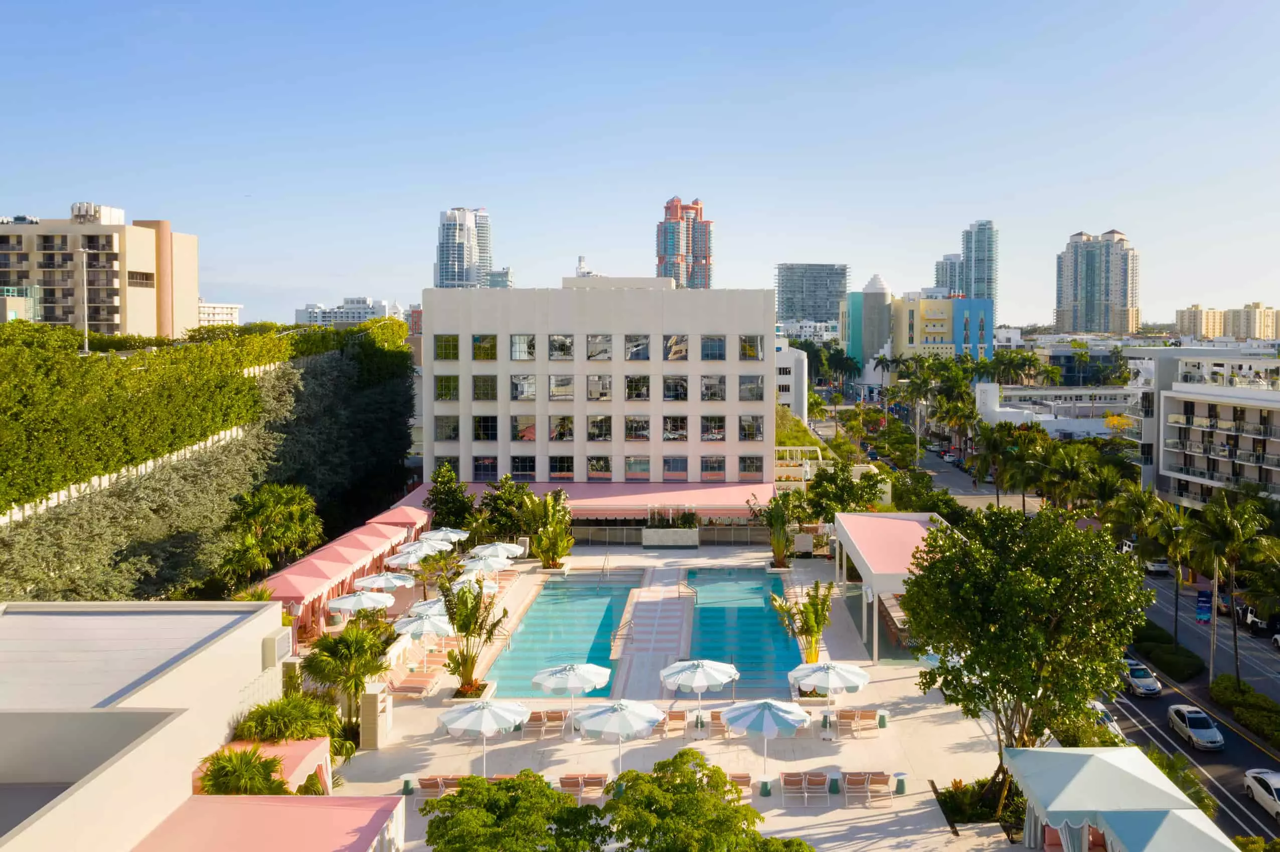 Binêre Di Hundirê Pharrell Williams Û David Grutman ya Slick New Spot Miami, The Goodtime Hotel 1088_5