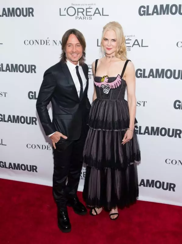 Nicole Kidman! Gigi Hadid! Zendaya! Di jero Glamour's Star-Studded Women of the Year Awards 10961_9