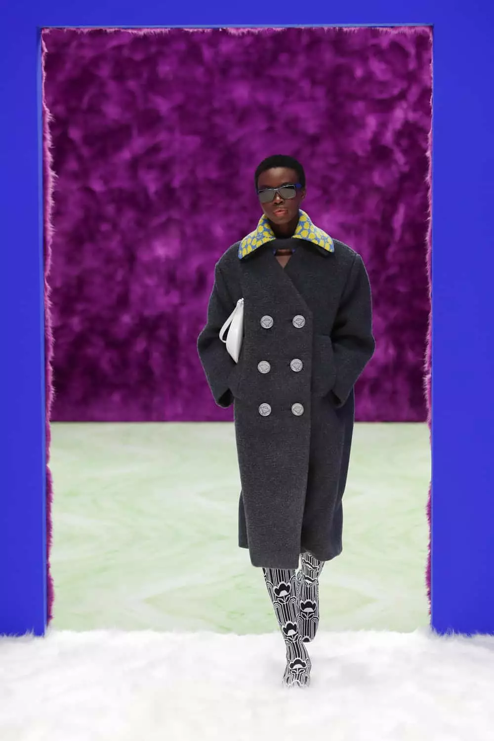 I-Prada's Fall 2021 Womenswear Iqikelela ikamva eliqaqambileyo nelinethemba 11070_16