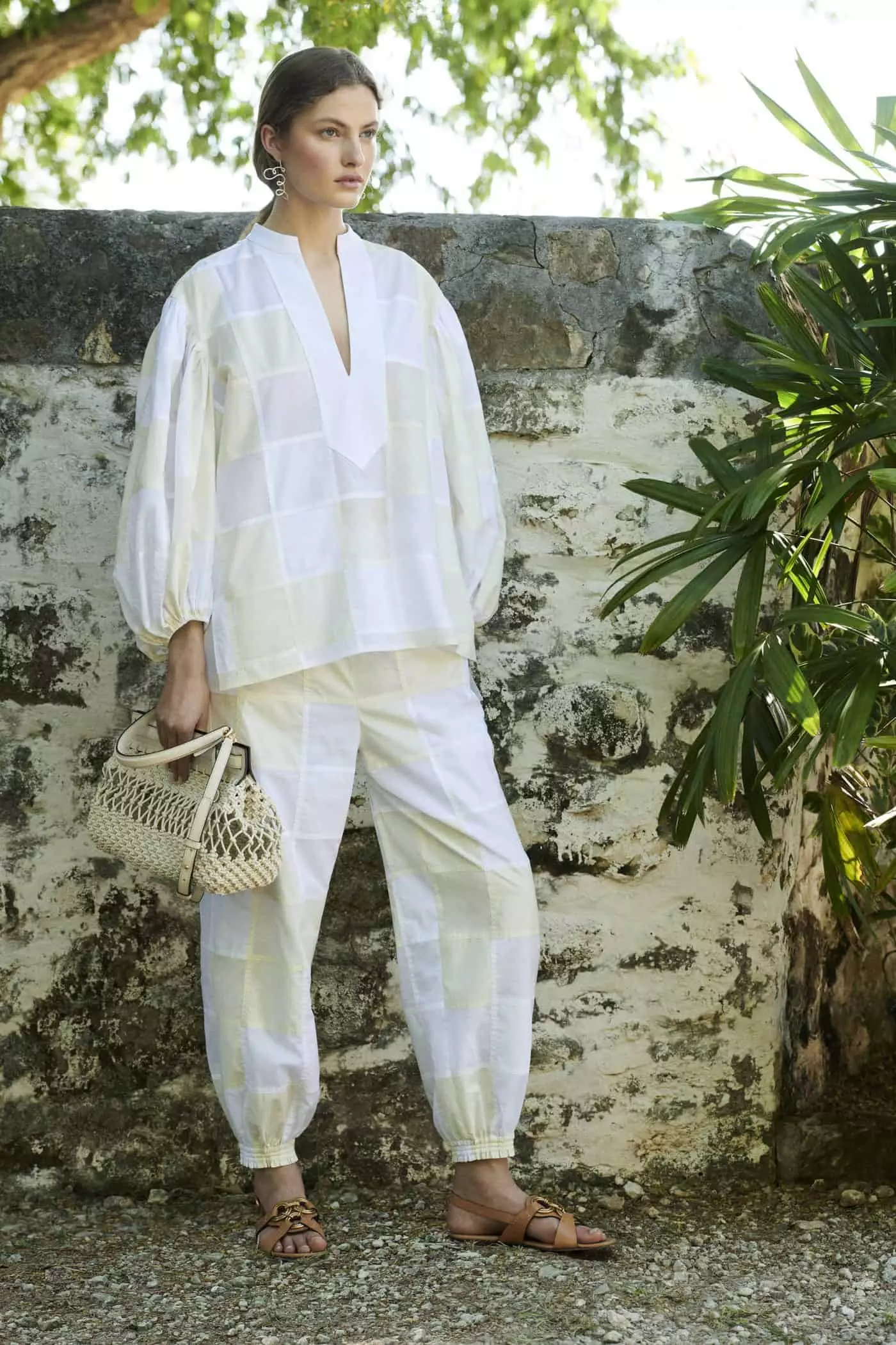 Tory Burch Nawakake A Maximalist, 1970s-inspirasi Take On Stay At Home Chic For Summer/Pre-Mull 1115_3