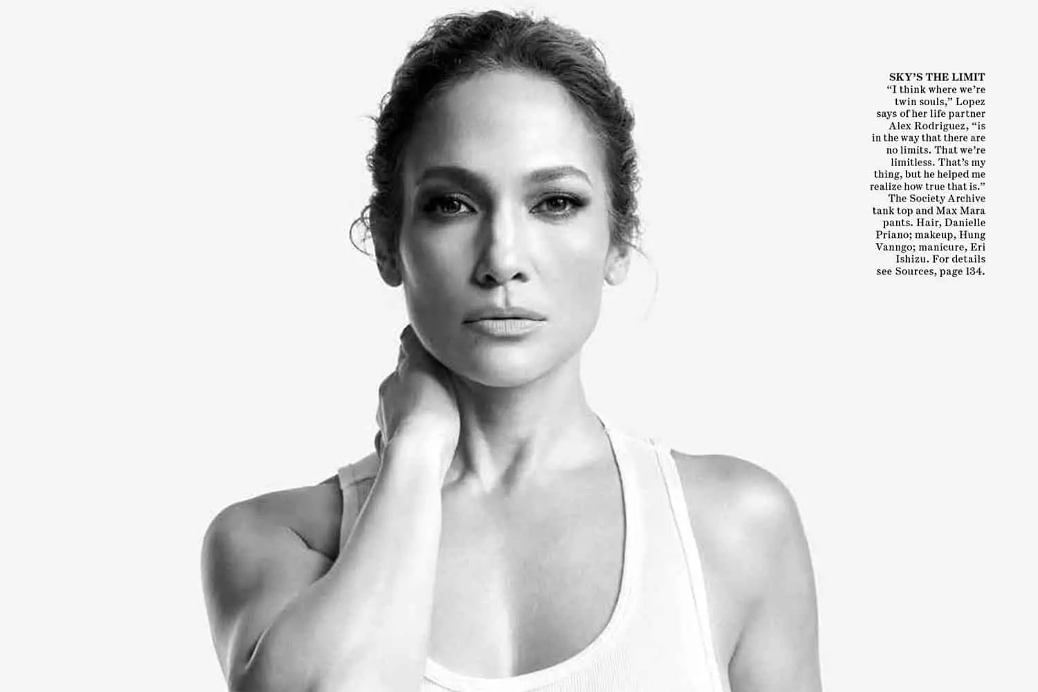 Jennifer Lopez ta gaya wa WSJ. Mag: 