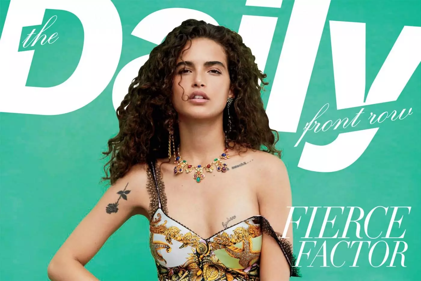 Na fa'afefea ona alu atu le Fetu Fetu o le Summer Cover Chiara Scelsi mai le Pole Vaulting i Dolce & Gabbana