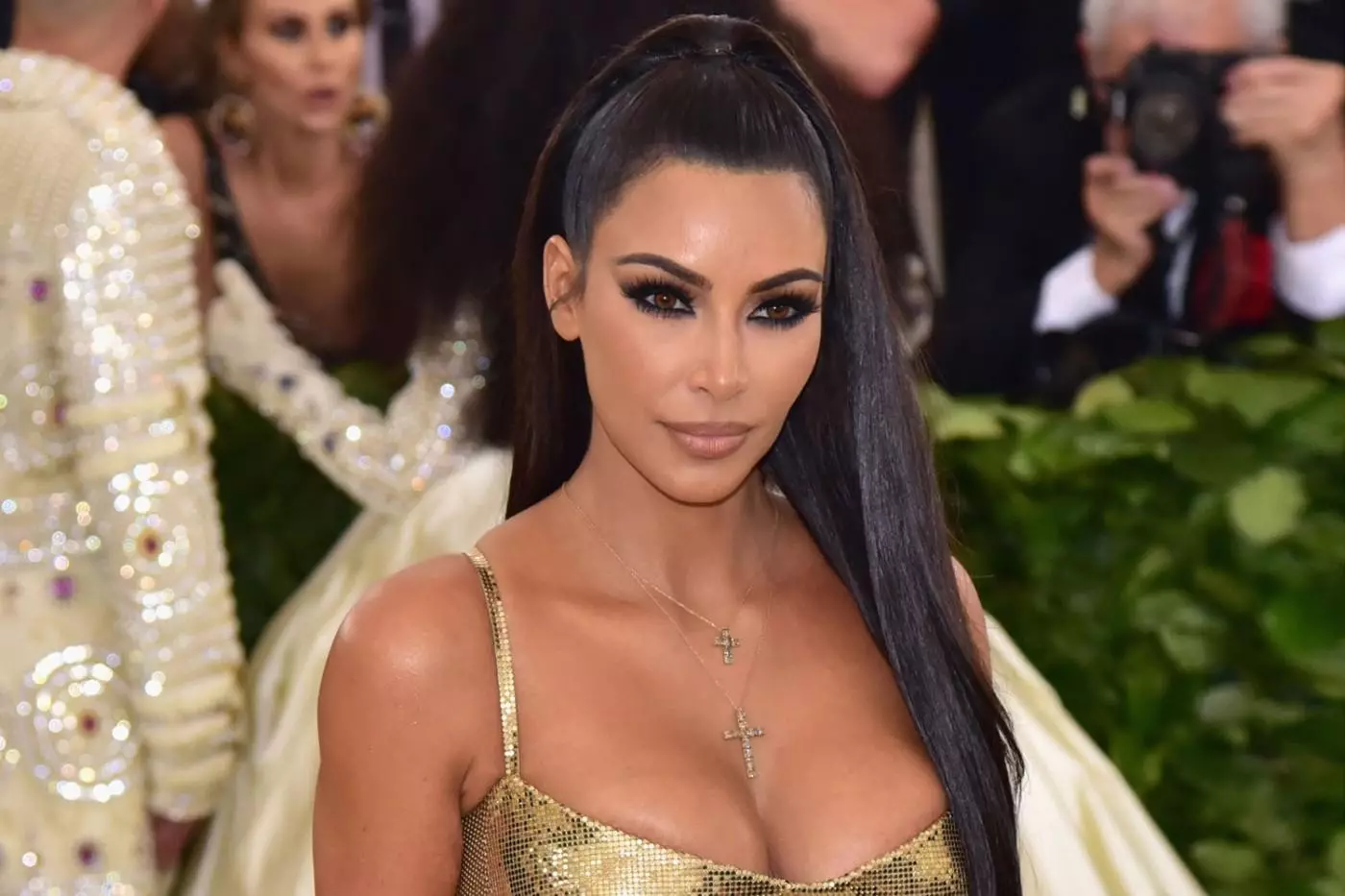 Kim Kardashian West získává Flack pro narovnání North Westových vlasů