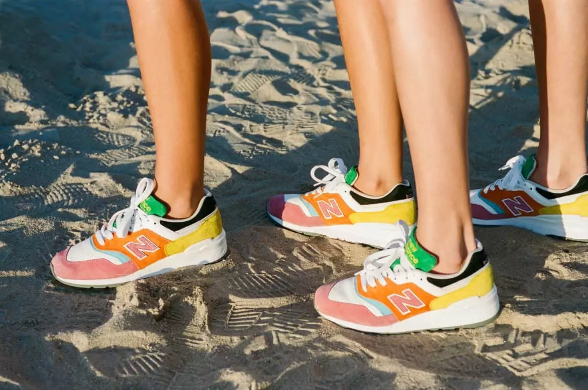 Staud an New Balance Drop A Super Cute Collection Dës Woch