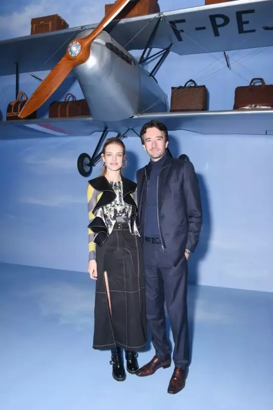 Volez, Voguez, Voyagez! Louis Vuitton отмечает выставку, созданную куратором Оливье Сайяра 11399_30