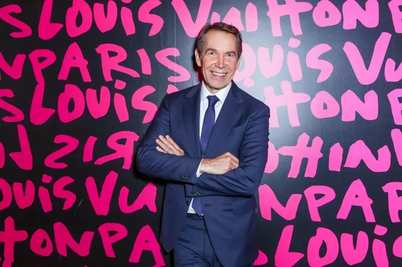 Volez, Voguez, Voyagez! Louis Vuitton отмечает выставку, созданную куратором Оливье Сайяра 11399_36