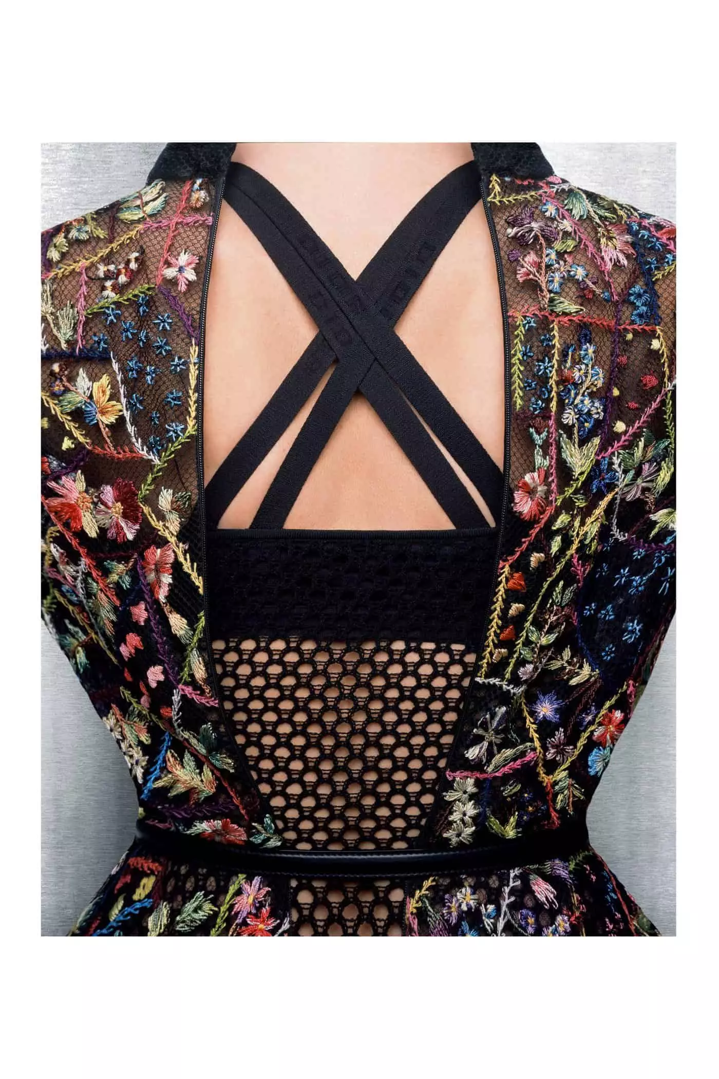 Мария Грация Кьюри представляет коллекцию Dior осень '21, вдохновленную поп-артом 11556_25