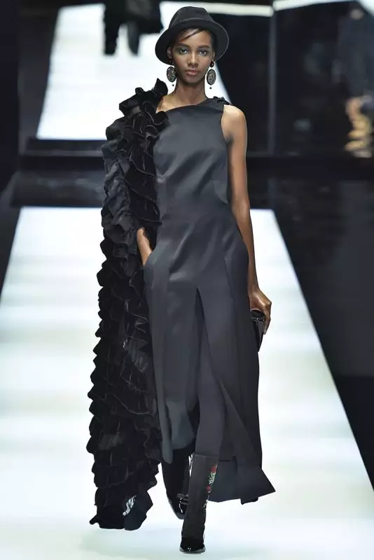 Milan Fashion Week Ifika Pamapeto: Zabwino Kwambiri pa Runway 11565_117