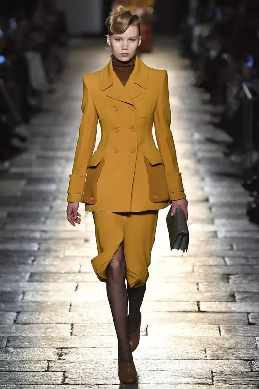 Milan Fashion Week komt ta in ein: The Best of the Runway 11565_46