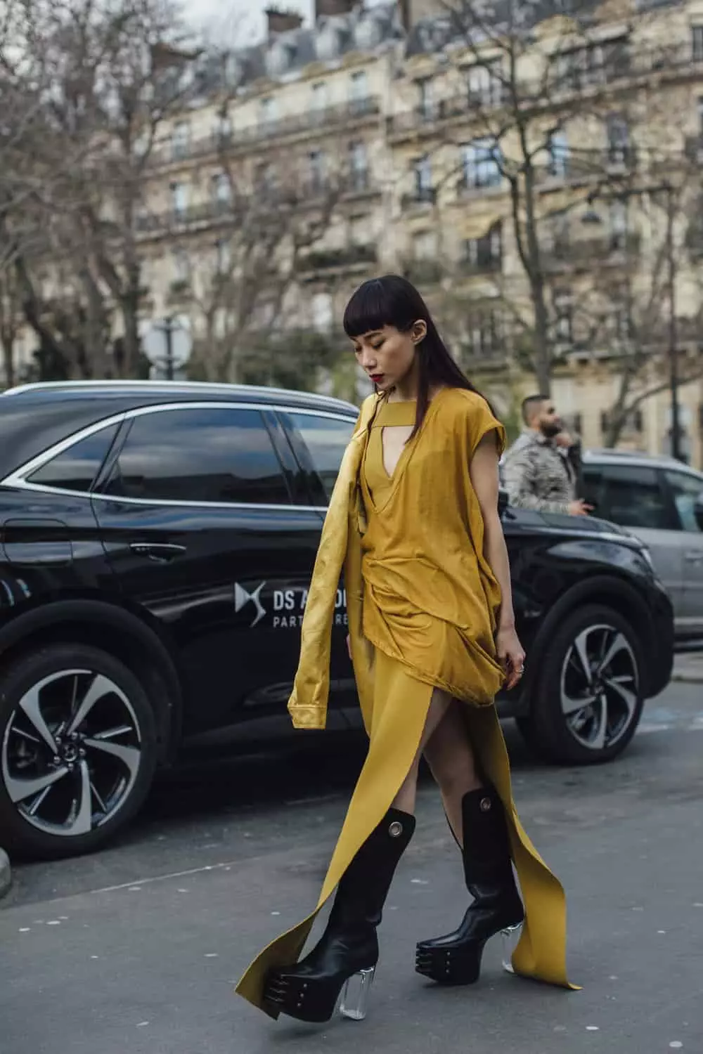 Cele mai bune look-uri Street Style din zilele 3 și 4 ale Săptămânii Modei de la Paris 12520_107