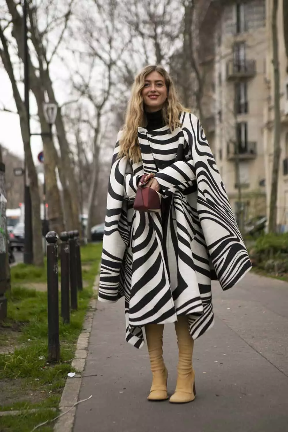 Οι καλύτερες εμφανίσεις Street Style από τις ημέρες 3 και 4 της Εβδομάδας Μόδας του Παρισιού 12520_138