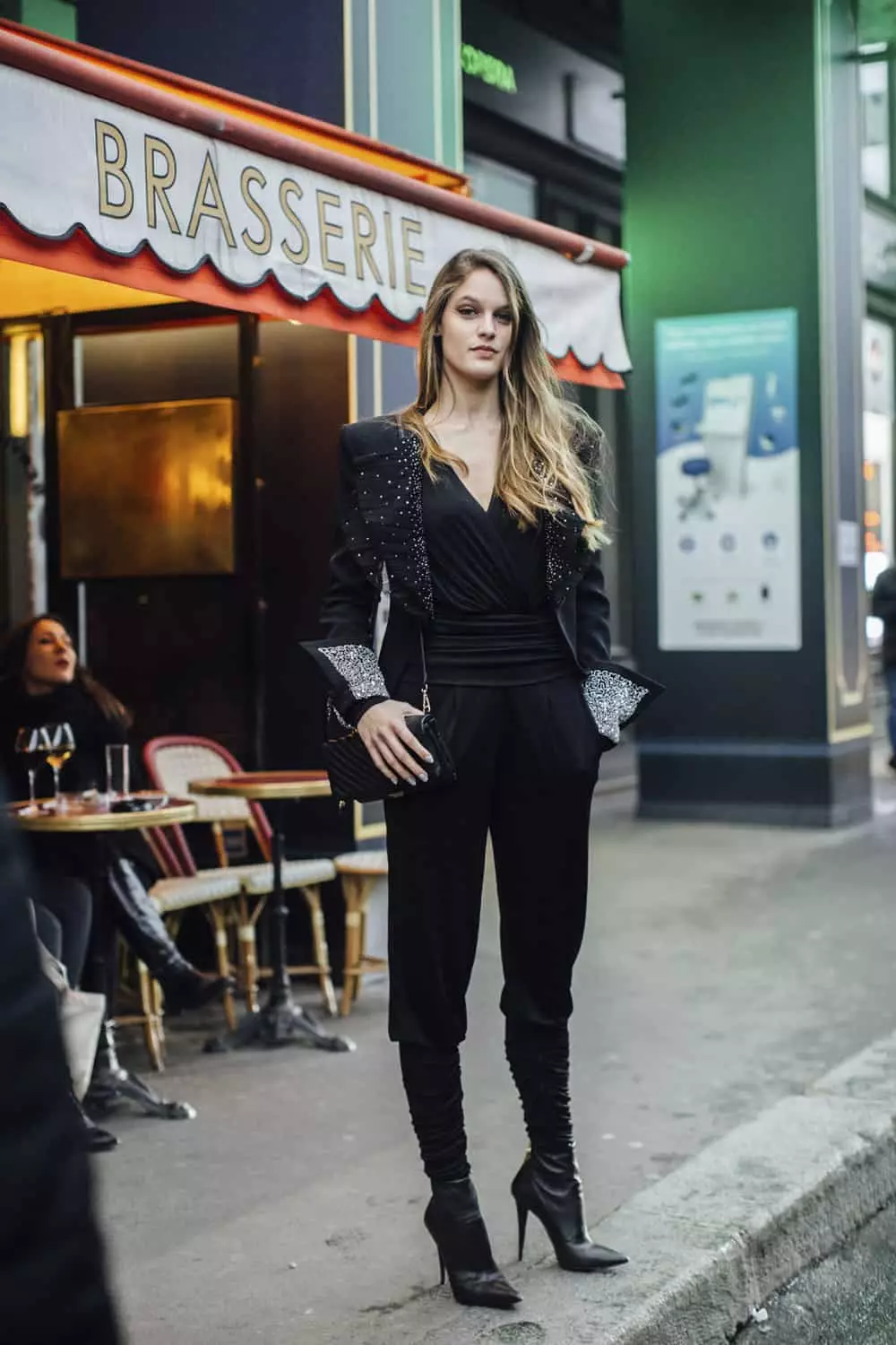 Cele mai bune look-uri Street Style din zilele 3 și 4 ale Săptămânii Modei de la Paris 12520_147
