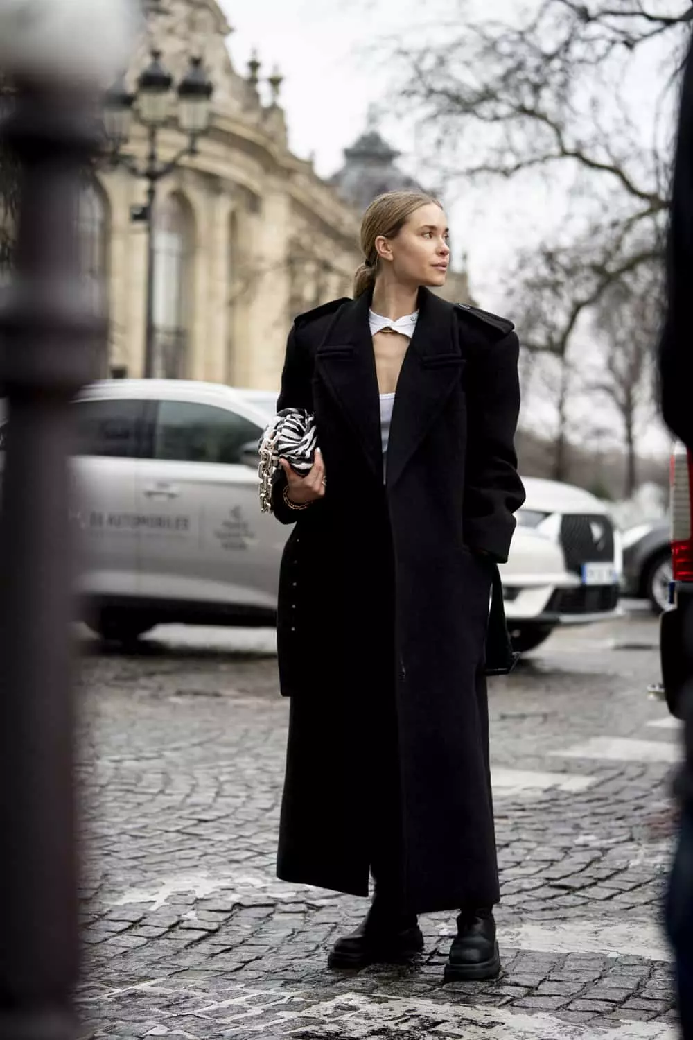 Најдобриот уличен изглед од 3 и 4 дена на Париската модна недела 12520_17