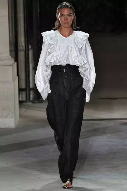 Paris Fashion Week: Isabel Marant, Loewe, Off-White og mer 12532_4