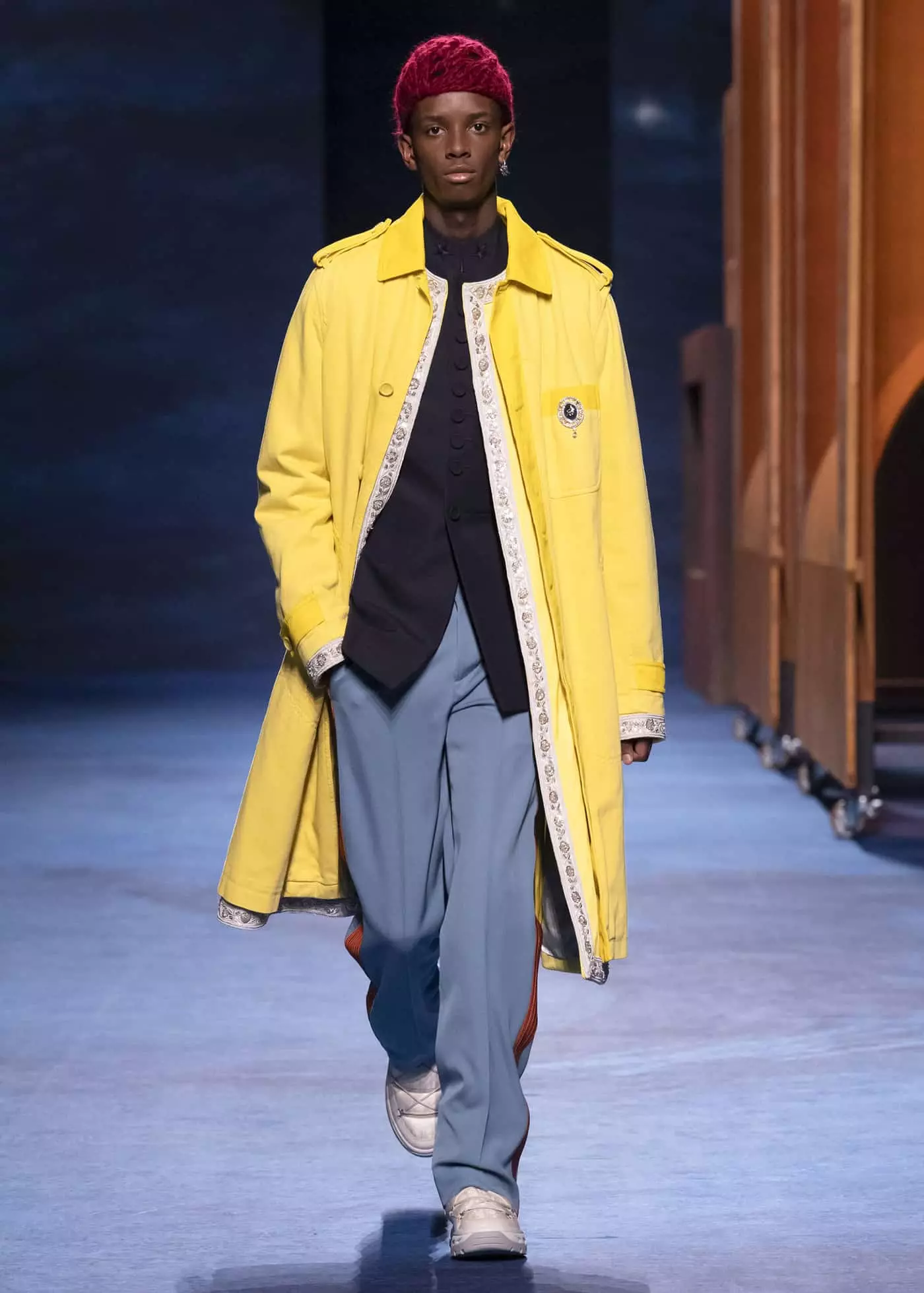 Mkusanyiko wa Dior Men Winter '21 Unaunganisha Ndoto na Ukweli 13291_17