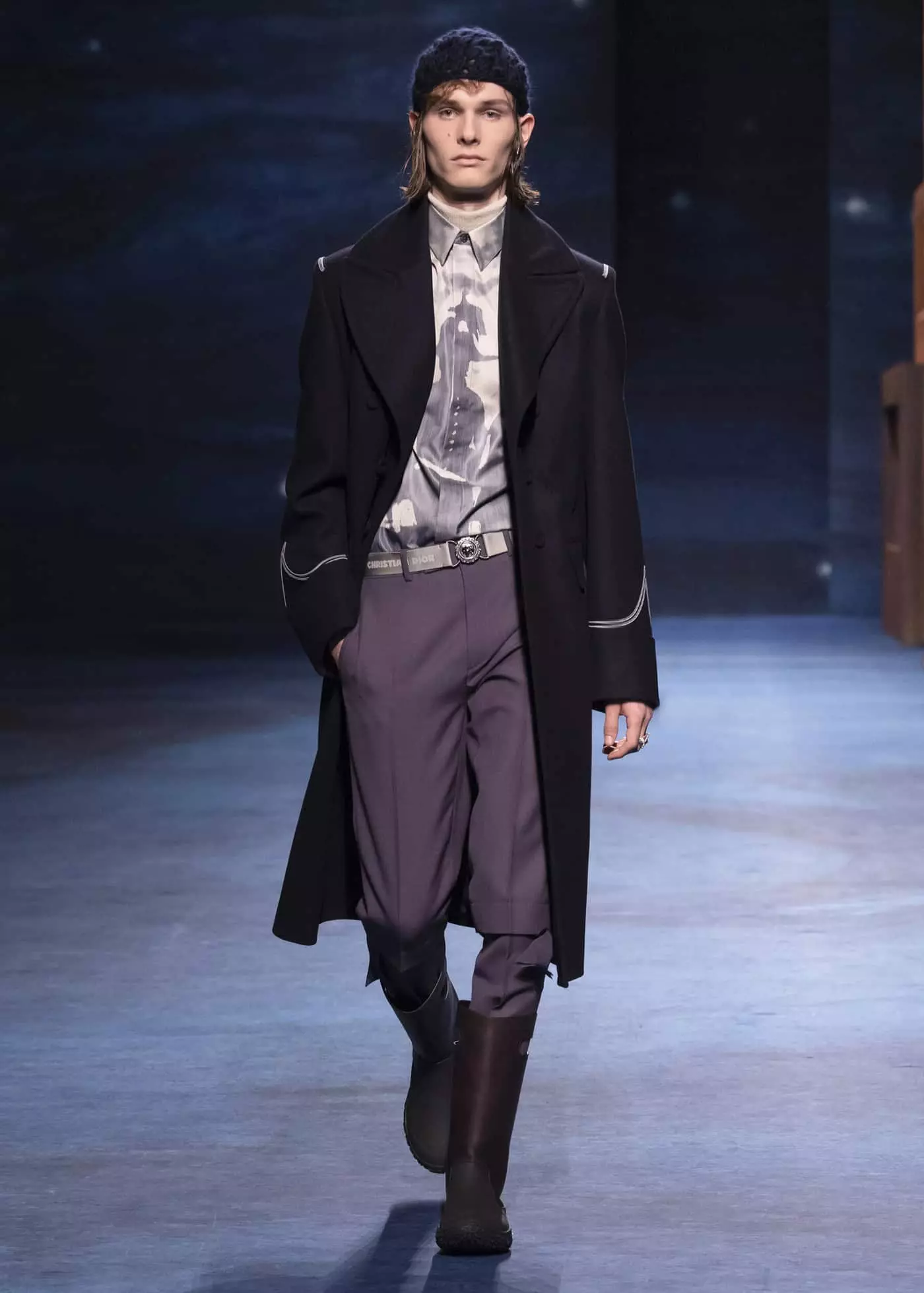 Dior Men Winter '21-kolleksje fusearret fantasy mei realiteit 13291_39