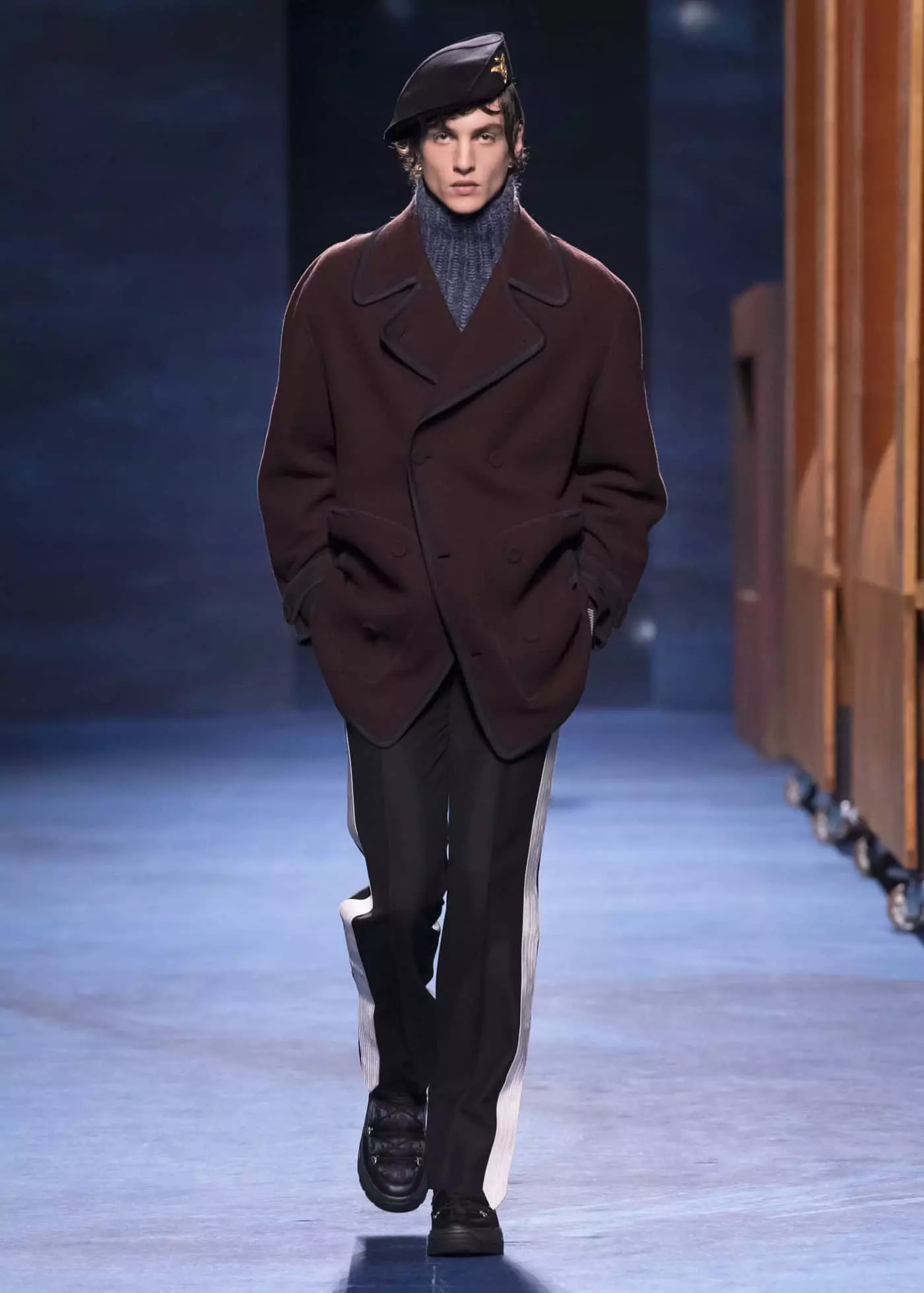 Mkusanyiko wa Dior Men Winter '21 Unaunganisha Ndoto na Ukweli 13291_8