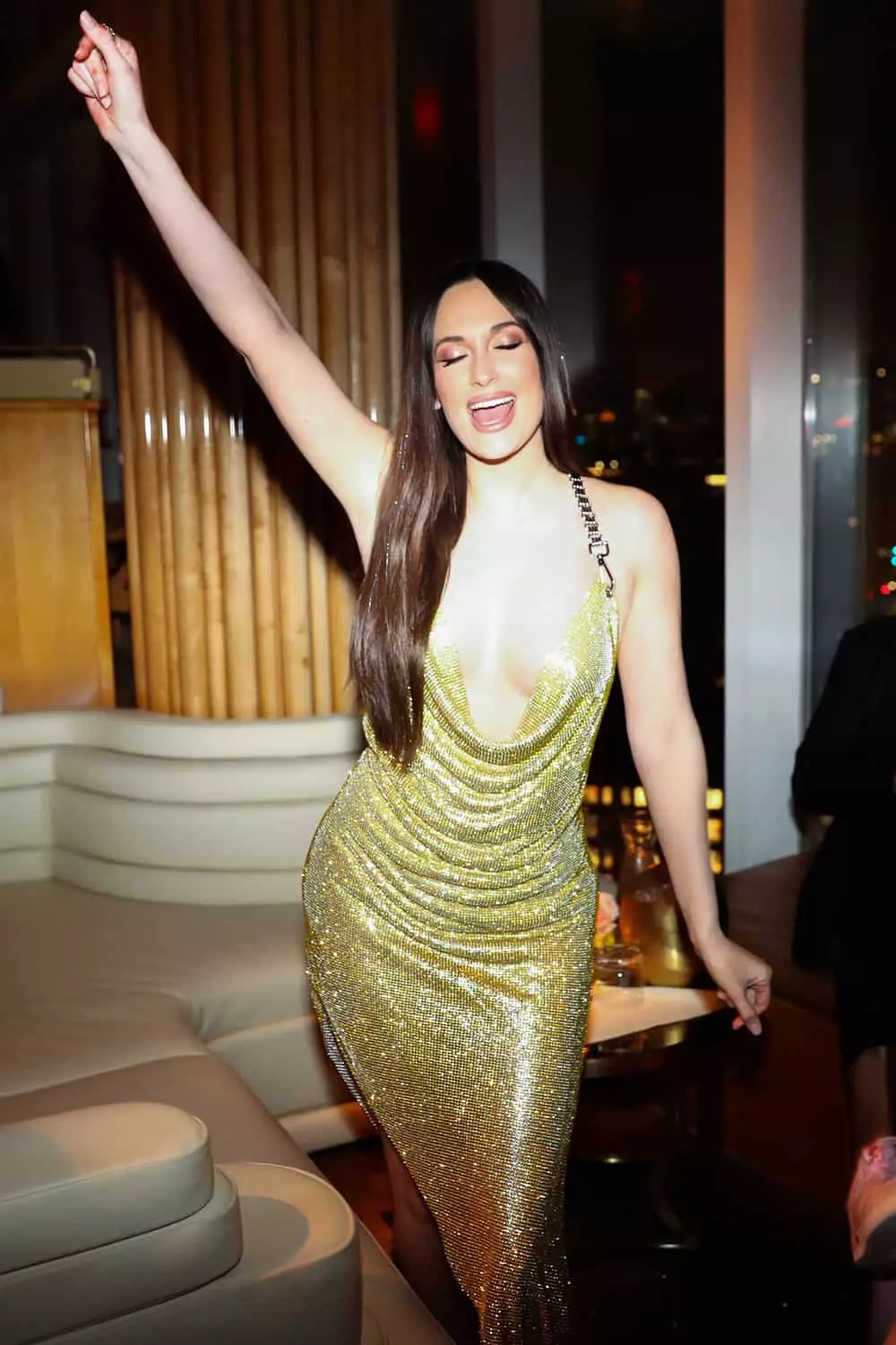 After The Party, יש את After Party! בתוך The Standard & Kacey Musgraves's Post-Met Gala Bash הבלעדי 1389_50