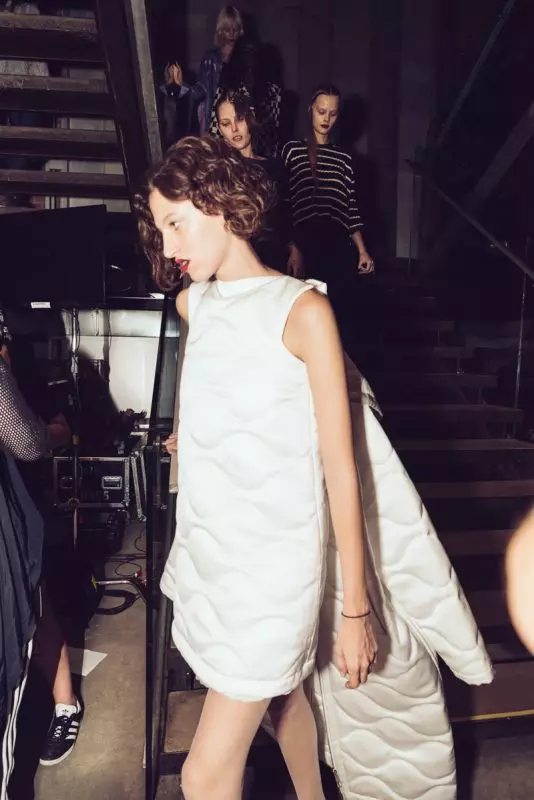 Eisiach: Backstage and Front Row ag Helmut Lang’s Seen le Shayne Oliver 14561_17