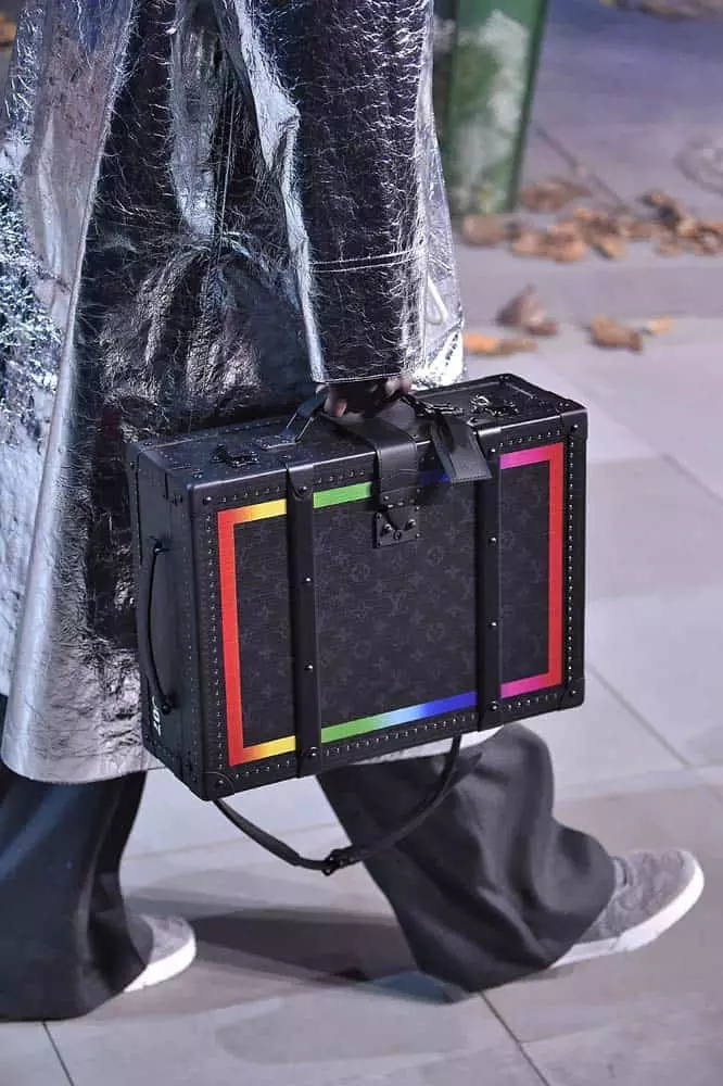 មើលកាបូបទាំងអស់ពី Louis Vuitton's Fall 2019 Men's Show 14604_18