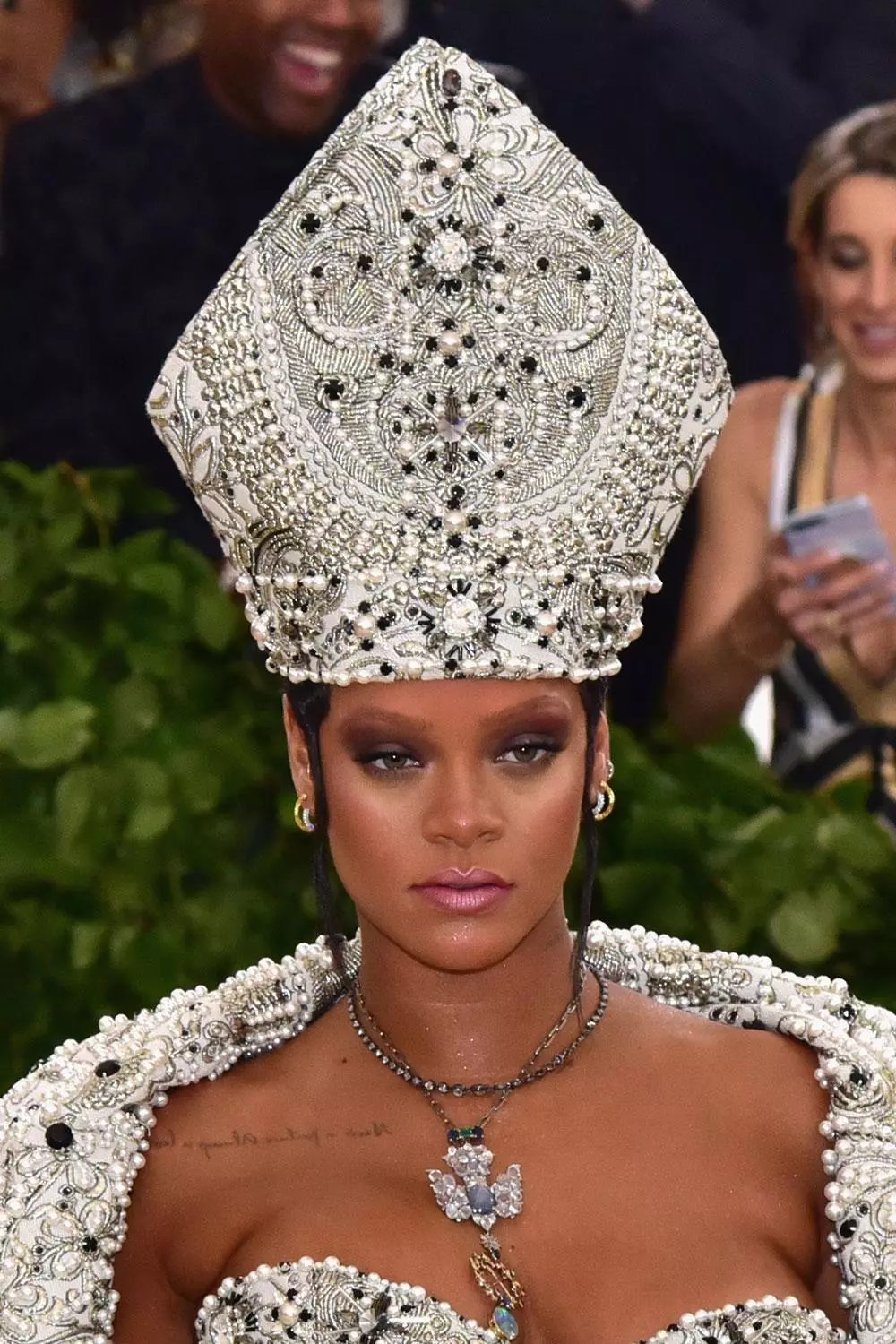 15 Met Gala Headpieces klasséiert an der Uerdnung vun der Epicness 14612_15