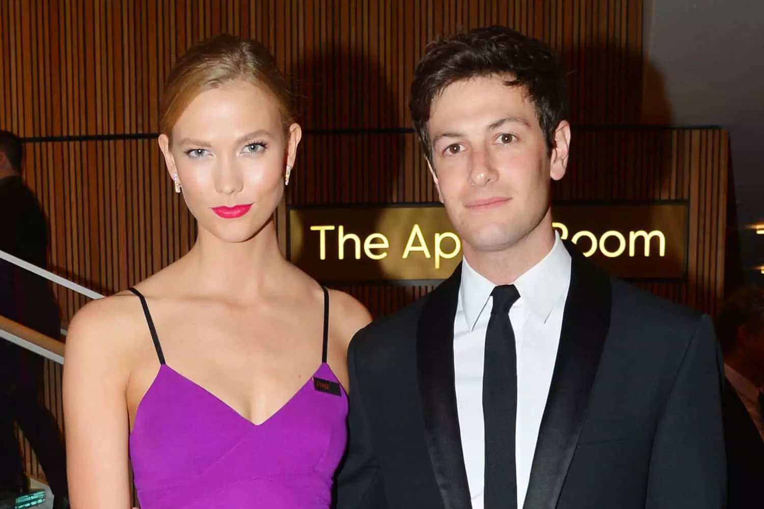 Karlie Kloss ir Joshas Kushneris yra susižadėję