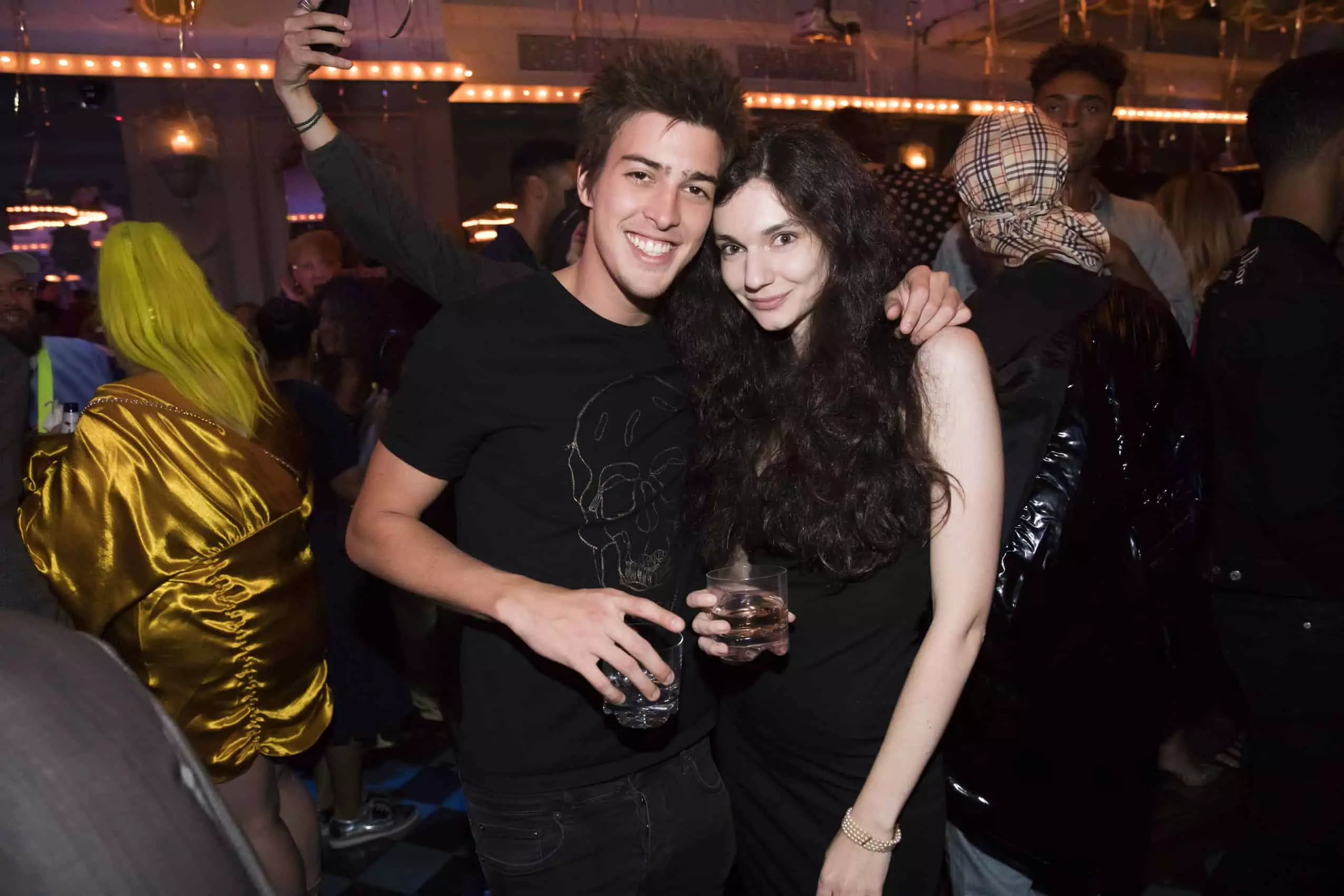 Saint Jhn และ Shaun Ross ระเบิดหลังคาจาก FMA After Party ของ Daily 14748_31