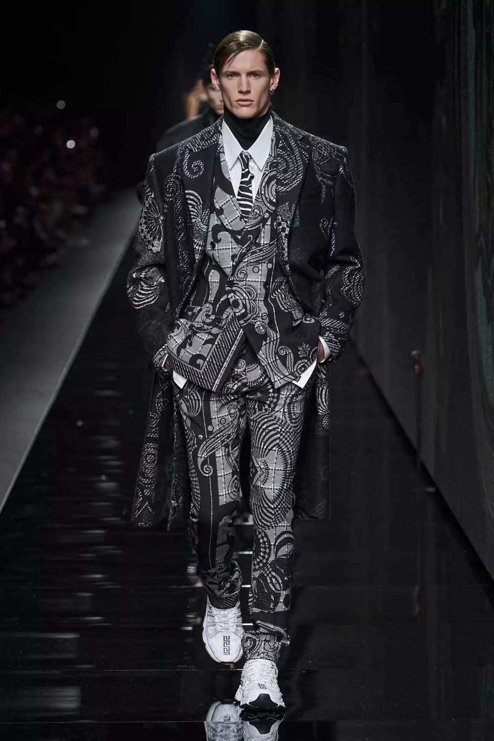 9 Koleksi Paling Berkesan dari Pertunjukan Milan Fashion Week Musim Gugur 2020 14797_10