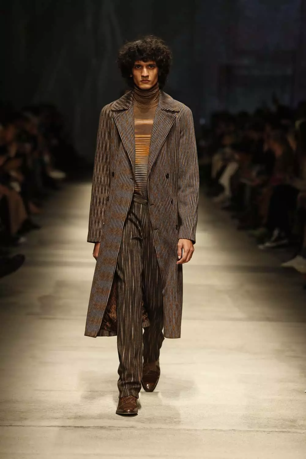 9 Koleksi Paling Berkesan dari Pertunjukan Milan Fashion Week Musim Gugur 2020 14797_42