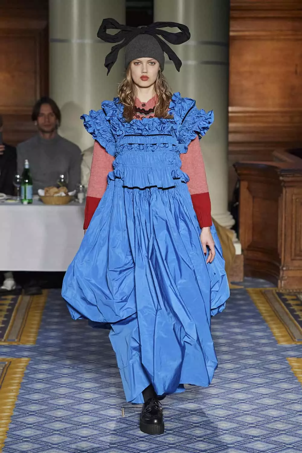 10 Koleksi Musim Gugur 2020 Terbaik Dari Minggu Fesyen London 14801_62