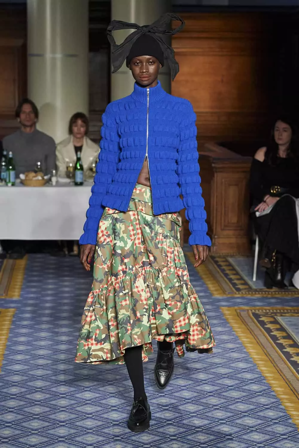 10 Koleksi Musim Gugur 2020 Terbaik Dari Minggu Fesyen London 14801_68