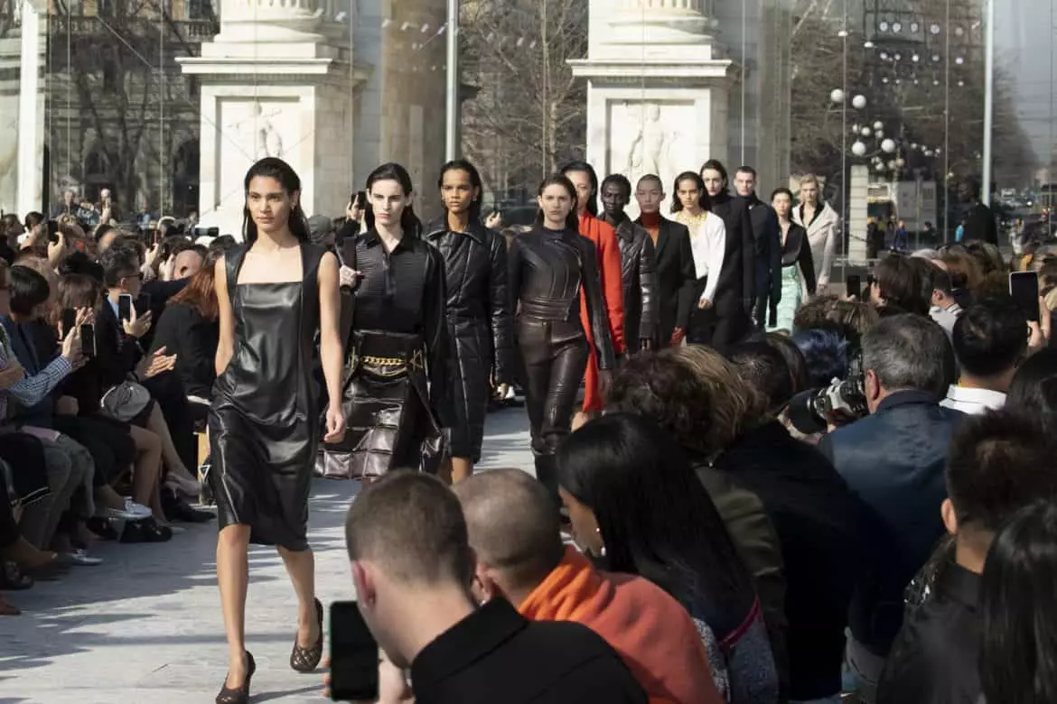 Daniel Lee Bottega Veneta Berjuang Kanthi Ketenaran Anyar, Harper's Bazaar Italia Nggawe Video Push 14802_1