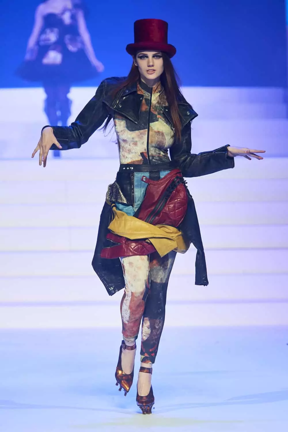 Jean Paul Gaultier oferece adeus ao Couture, Victoria’s Secret entra na moda 15192_3