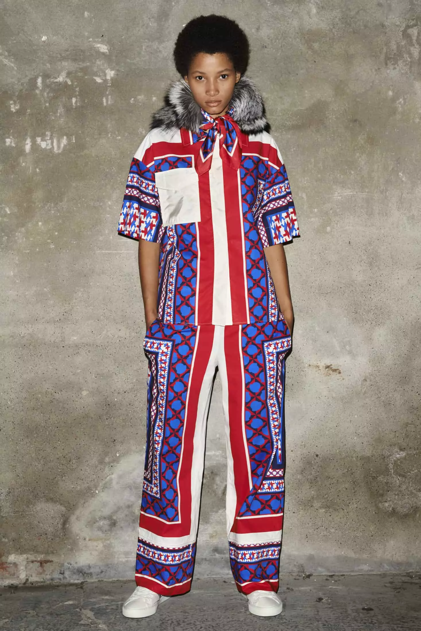 Gulu la Moncler's Genius Group Limayamba Kugwirizana Kwawo Kwabwino Kwambiri pa Spring 15749_15