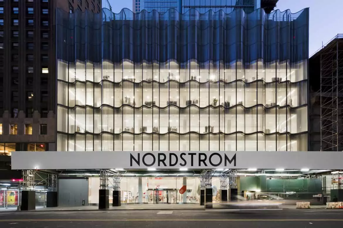 Nordstrom 计划下周重新开门 15932_1