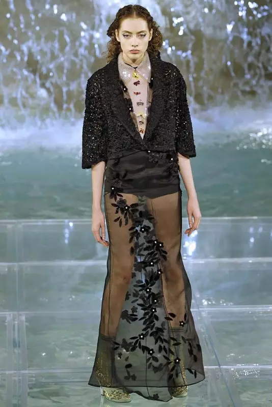 Couture's Chic Finale: Fendi at the Trevi Fountain 15971_28