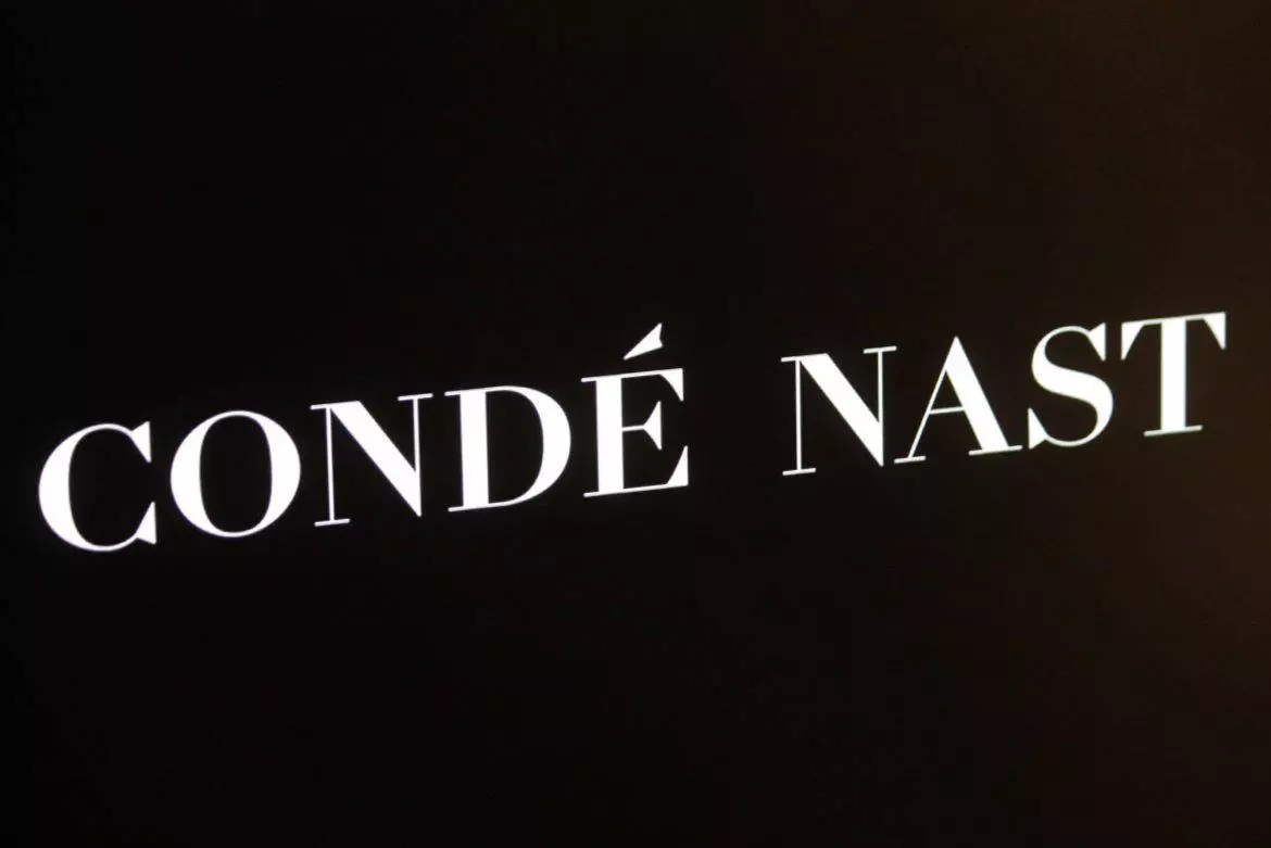 Condé Nast wuxuu magacaabay sarkaalka kala duwananshiyaha iyo ka mid noqoshada caalamiga ah ee abid ugu horeysay, wuxuu ka noqdaa dhimista mushaharka shaqaalaha