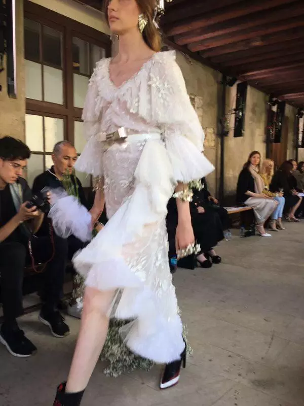 Haute Couture Diary, ថ្ងៃទី 1: Rodarte, Chloé, Azzaro 16145_2