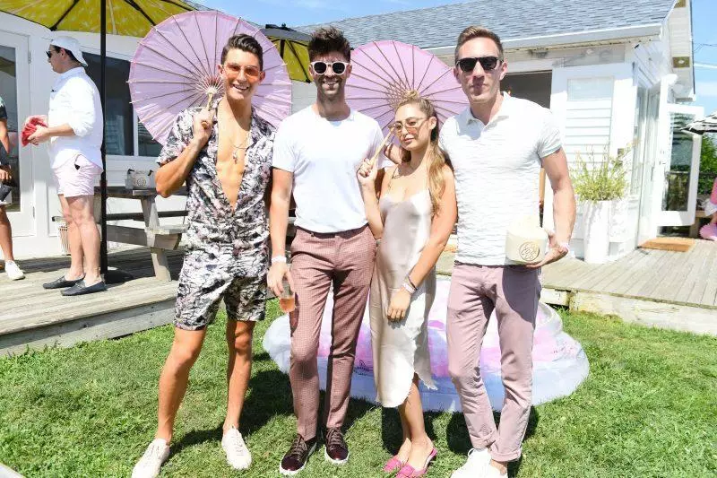 Larry na Toby Milstein na Justin Mikita Waandaji wa The Millennial Pink Party 16389_3